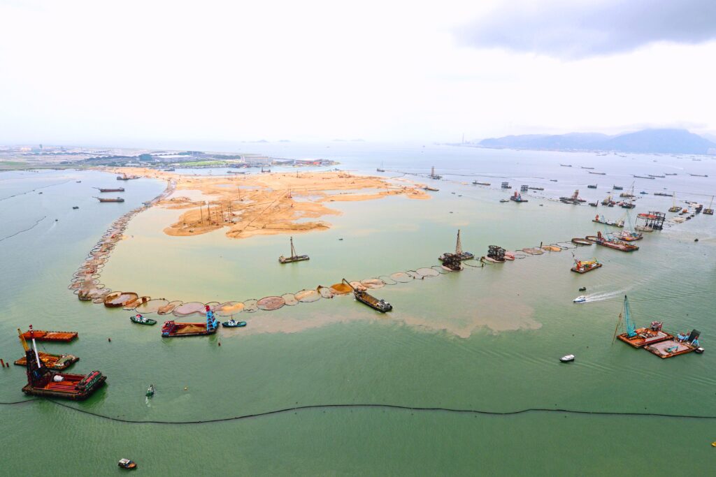 Hong Kong-Zhuhai-Macao Bridge Hong Kong Boundary Crossing Facilities ...